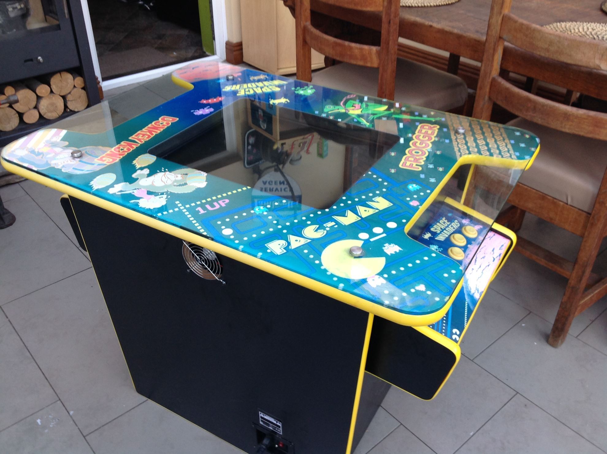 A 57 TOWING. Retro Games Machine